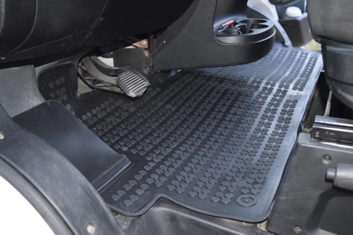 Rezaw Plast Floor Liners for Dodge Ram Promaster 2014-2025 | Custom-Fit ...